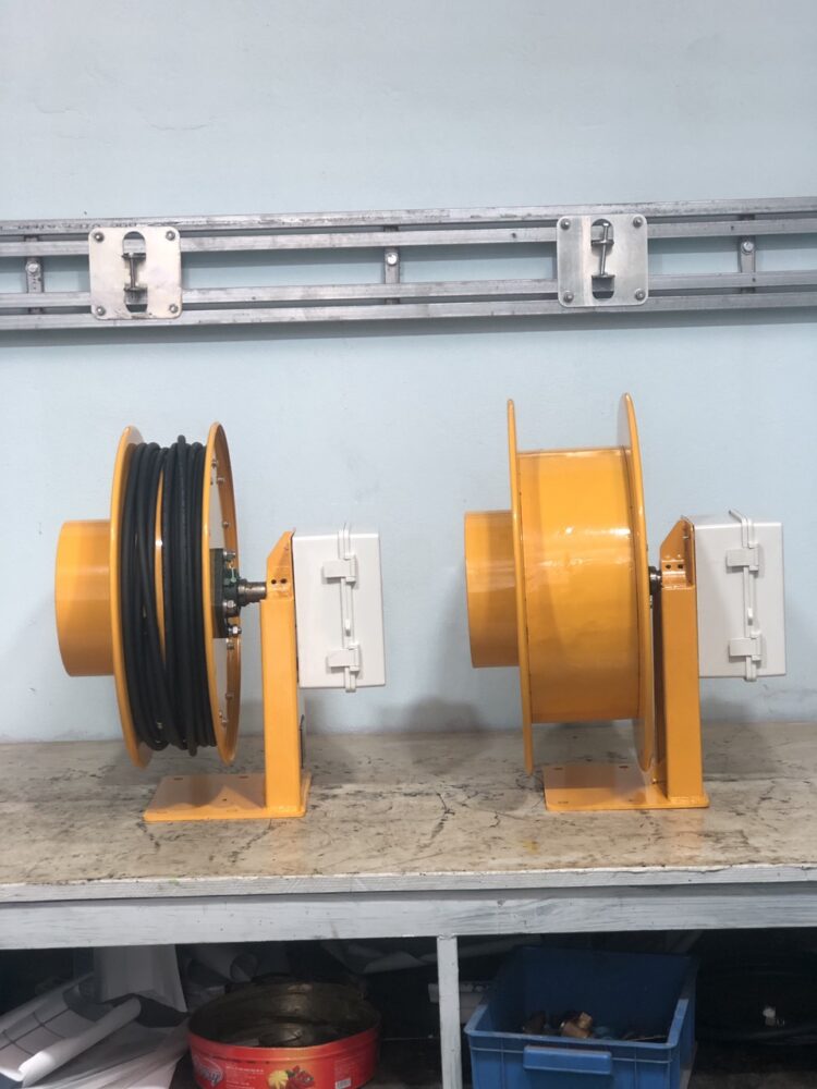 Model: VECC-215-12 Khung Rulo cuộn cáp điện cho cẩu trục, xe goòng ...